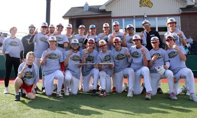 Raider baseball sweeps Missouri Tourney | Sports | pottcotimes.com