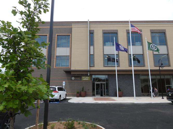 Park Central Plaza opens in Manassas Park | News | princewilliamtimes.com