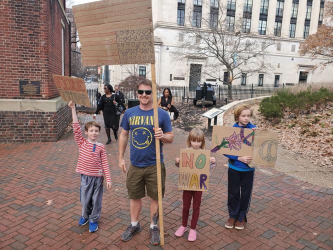 With letters from inmates, advocates rally for prison reform in ...