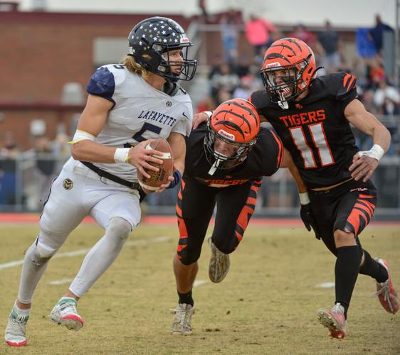 PHOTOS: Brentsville falls to Lafayette 17-7 in hard-fought battle in ...