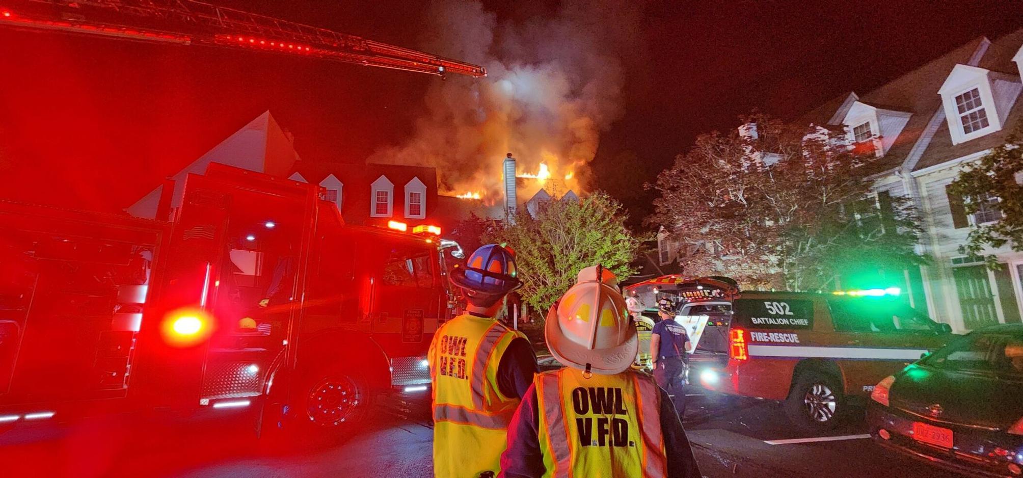 UPDATED: 2 townhomes damaged, 5 evacuated, due to 2-alarm fire in ...