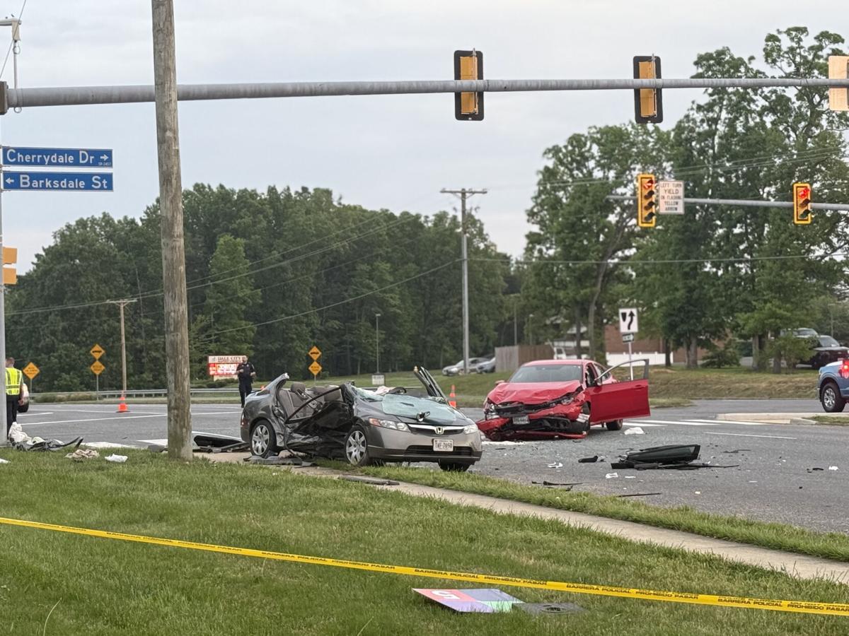 Dale City crash leaves 2 injured, closes Dale Boulevard | News ...