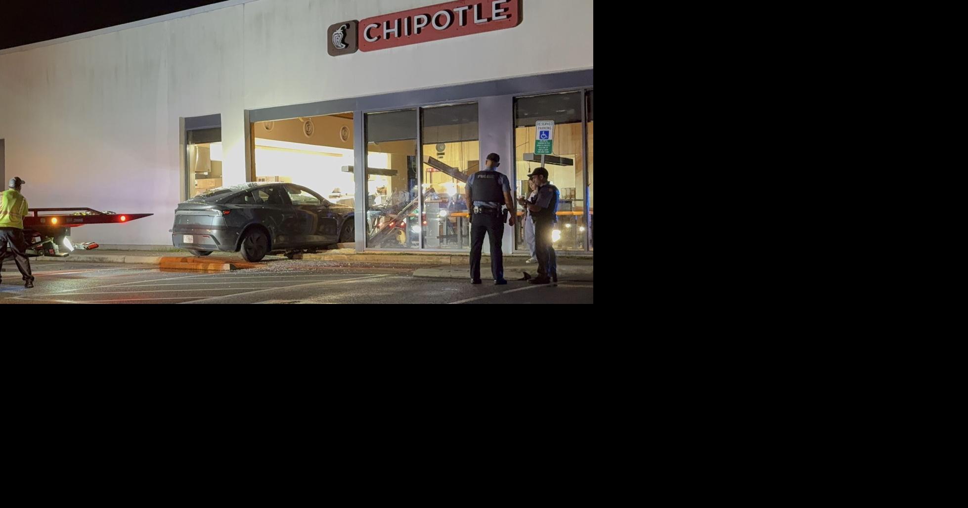 2 injured after car crashes into Chipotle restaurant | News ...