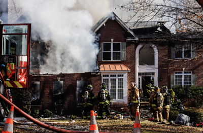 UPDATED: New Year's Day house fire outside Manassas displaces 7 ...