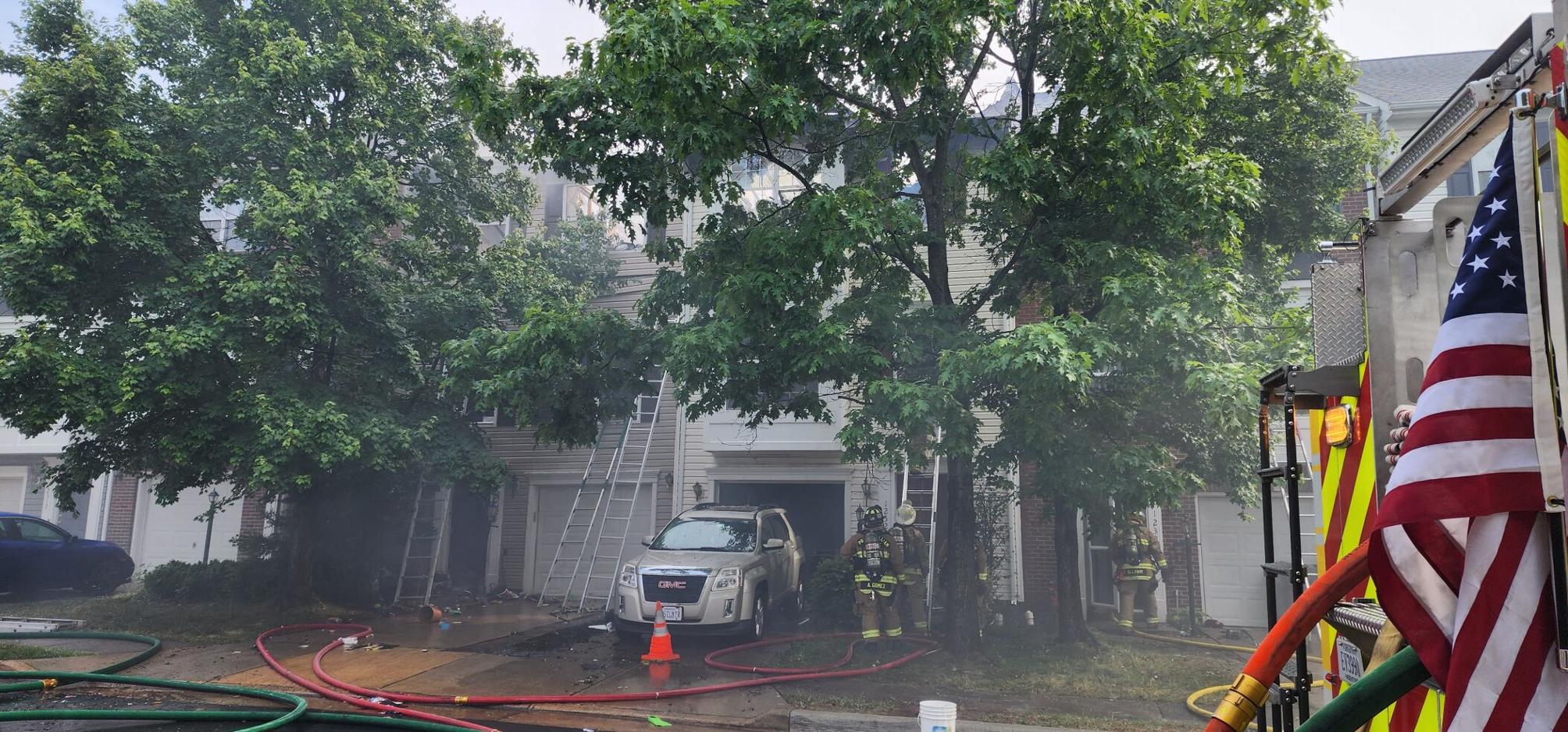 UPDATED: Gas grill blamed in fire that damaged 4 townhomes, displacing ...