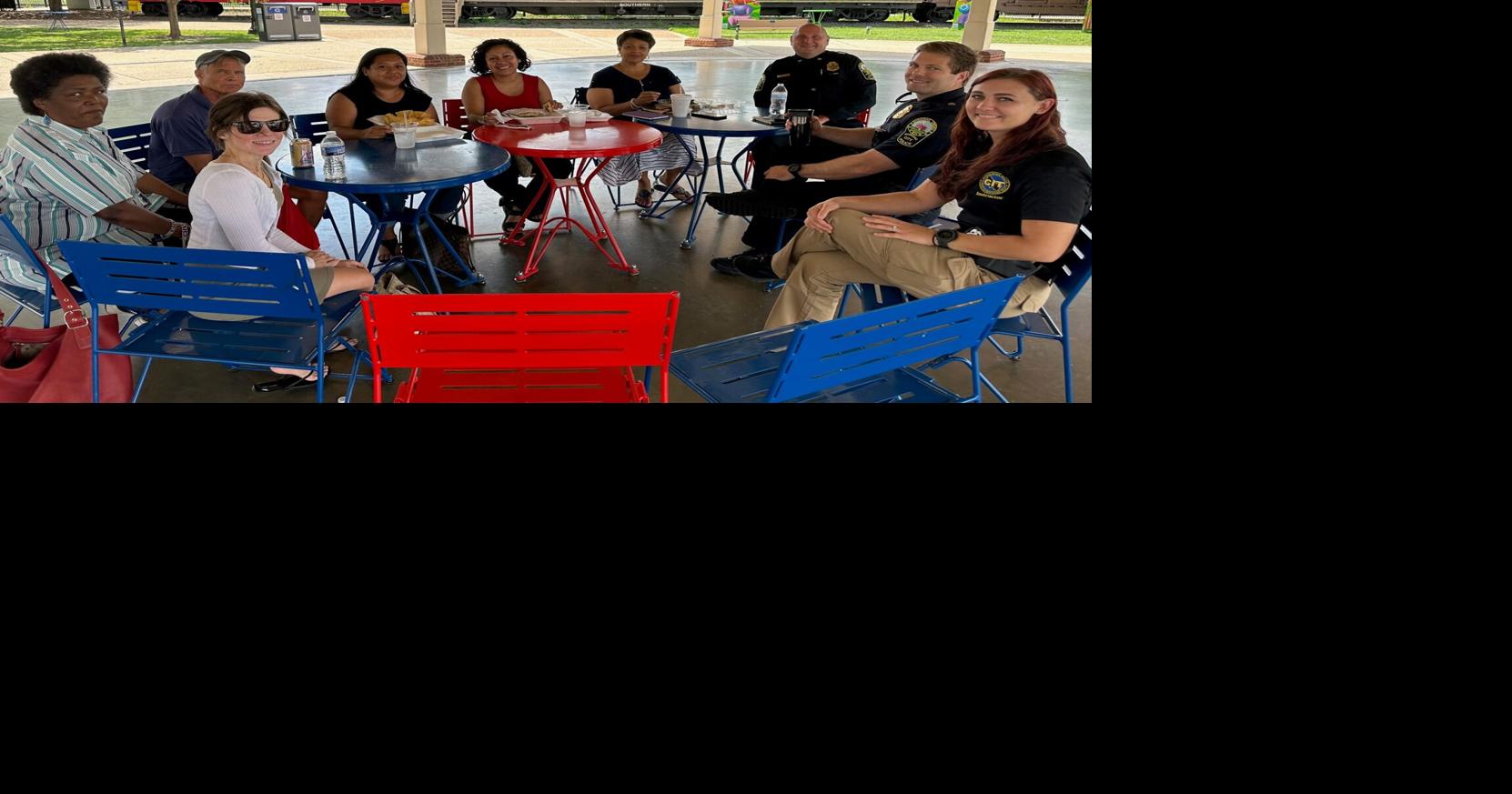 Manassas mayor hosts mid-day summer meetups with residents | News ...