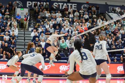 Women's volleyball ends its weekend road run with a loss against ...