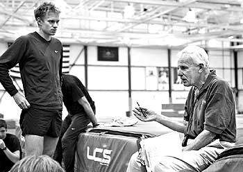 Former Penn State cross country/track and field coach Harry Groves dies ...