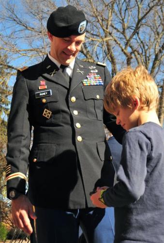 Students join to honor veterans | Archived News | Daily Collegian ...