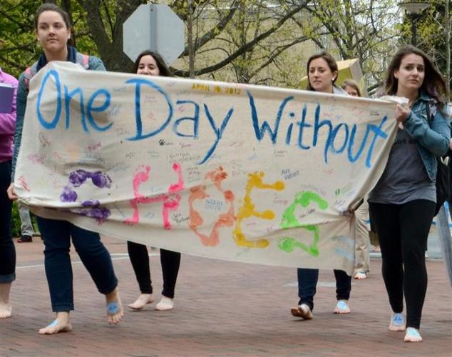 One Day Without Shoes Walk raises awarenes for children in developing ...
