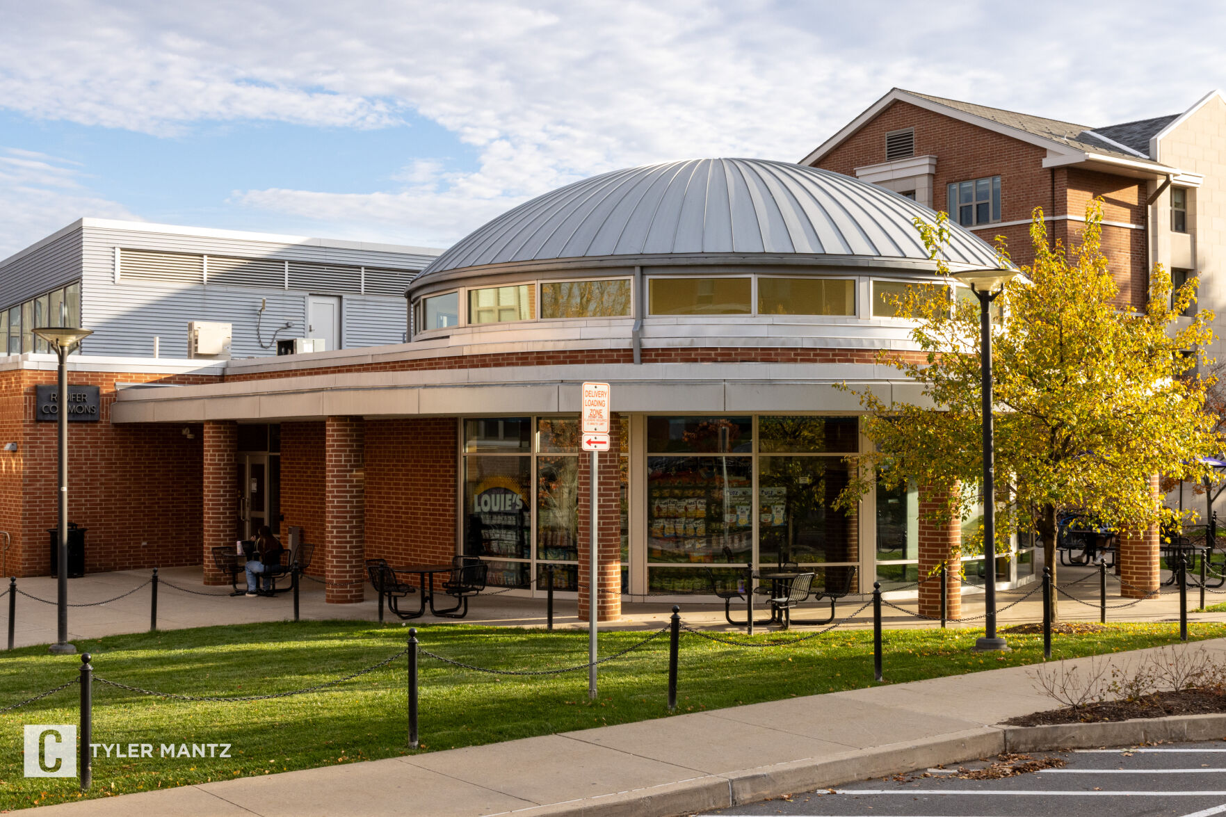What each dining hall serves at Penn State | New Student Orientation ...