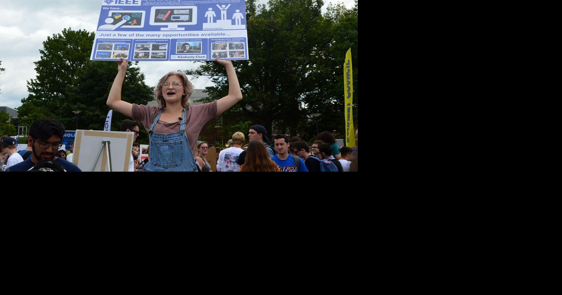 Penn State students look for their niche at the Fall 2017 Involvement ...