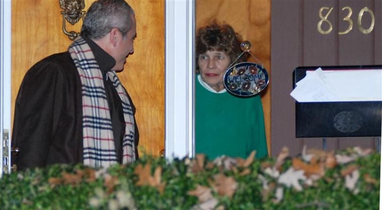 Locals gather at the Paterno home | Penn State Football News ...