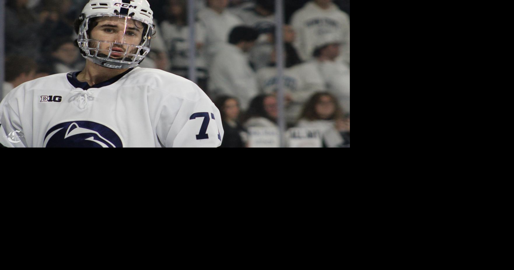 Men's Ice Hockey vs. Stonehill College, Nolan Collins (77 ...