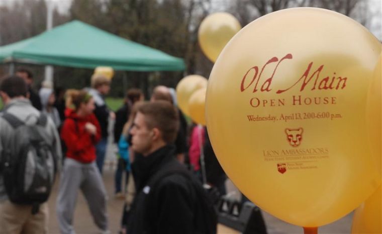 Old Main, bell tower view draws tours | Archived News | Daily Collegian ...