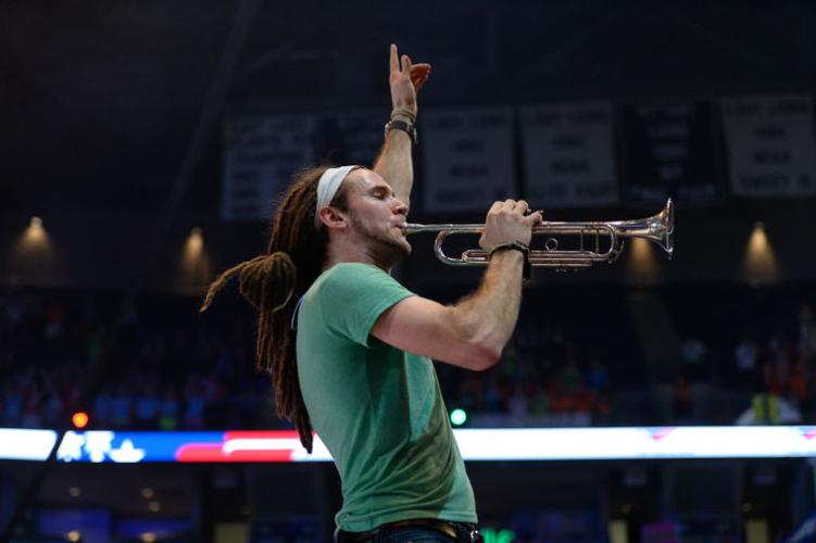 Bands bring the party to THON | THON News | psucollegian.com