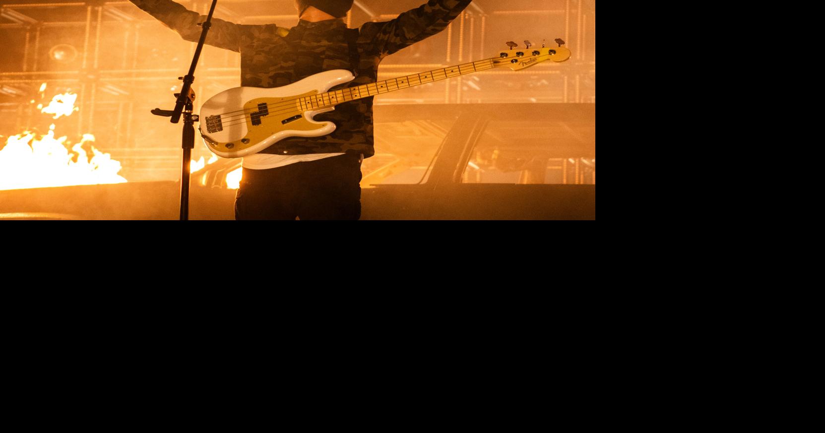 Twenty One Pilots lights up the BJC with their "Bandito" tour ...