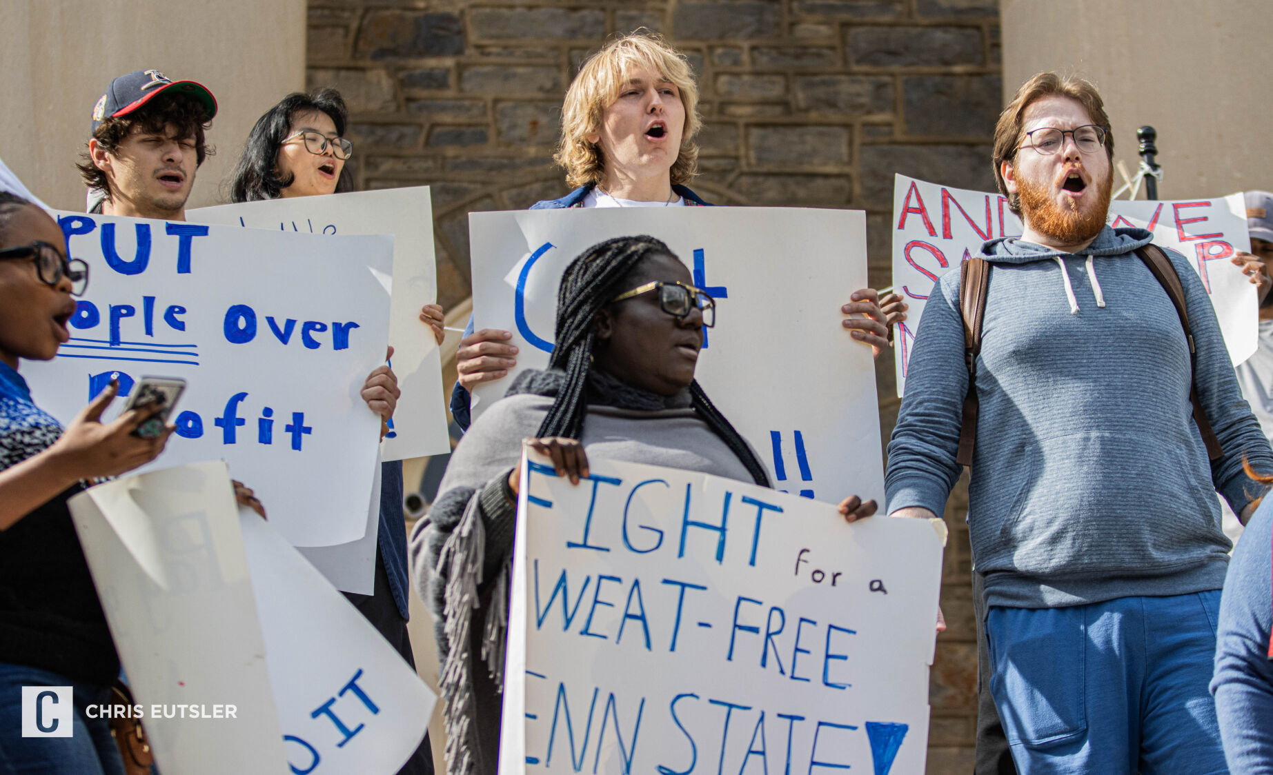 Workers Rights Protest, Old Main protestors | | psucollegian.com