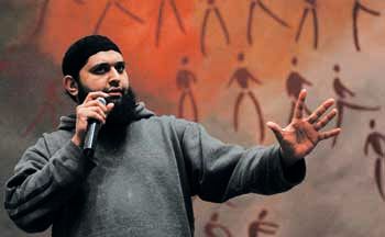 Comedian jokes about views of Islam | Archived News | Daily Collegian ...