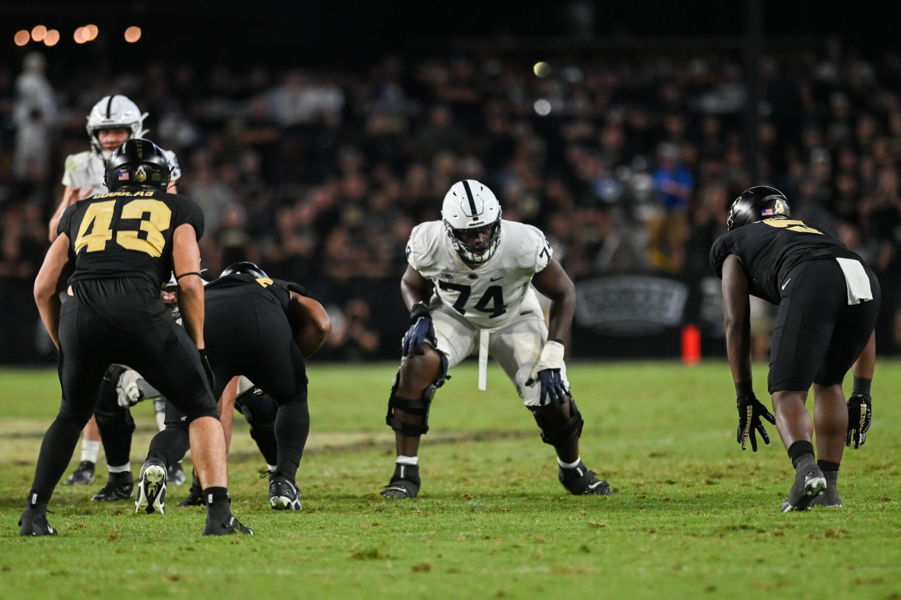 Penn State offensive lineman Olu Fashanu to return in 2023 despite high ...