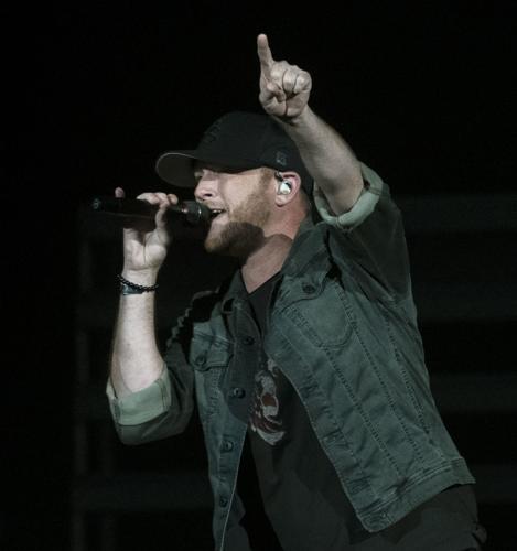 Jason Aldean “pumps up” Penn State fans at the Bryce Jordan Center ...