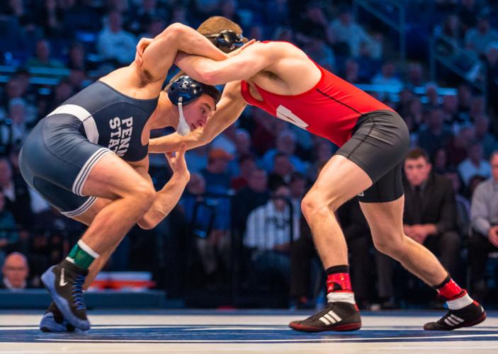 Penn State wrestling takes down Wisconsin at the BJC | | psucollegian.com
