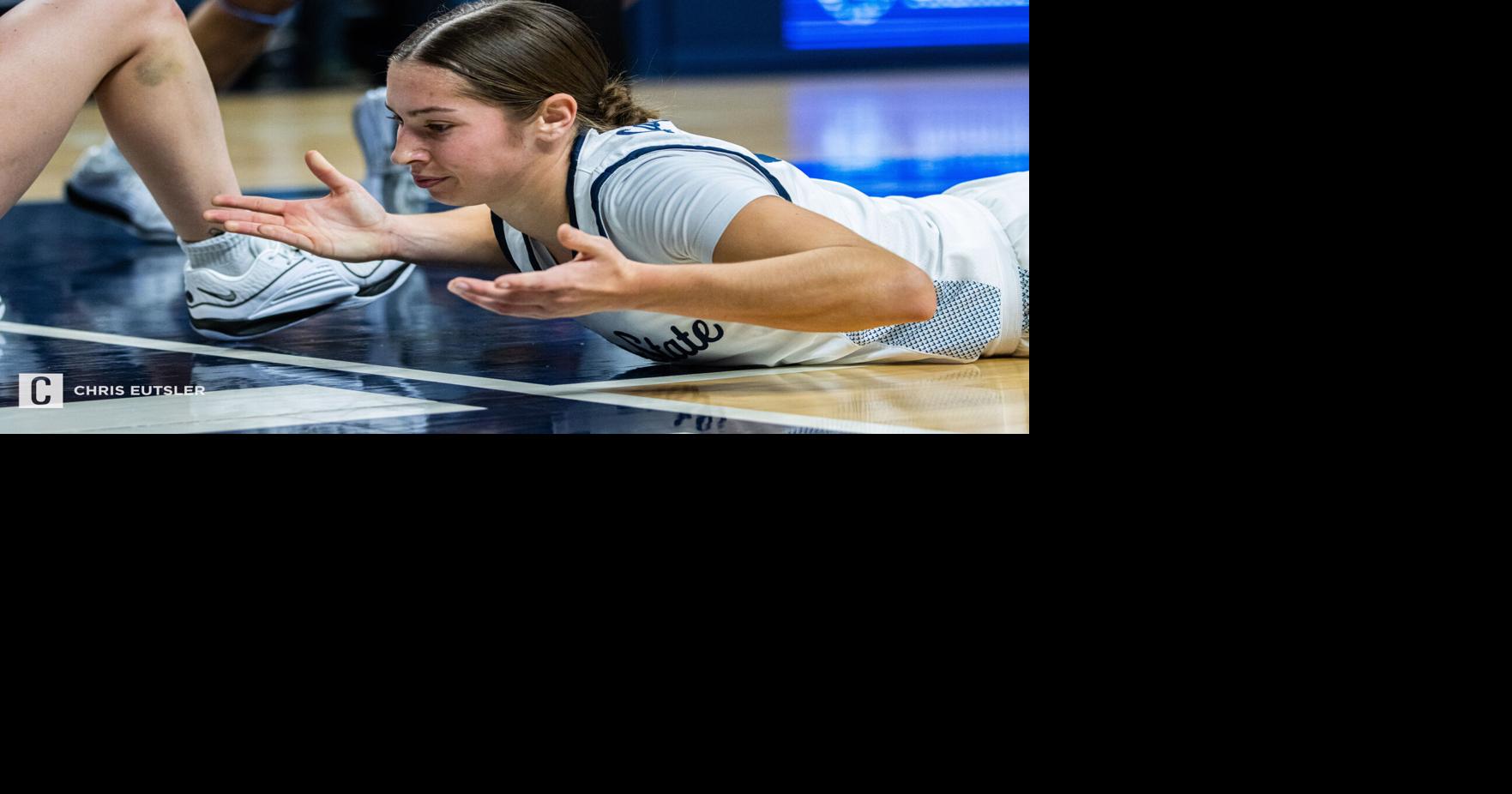 PSU Women's Basketball V. Central Connecticut, Ciezki (4) shrugs ...