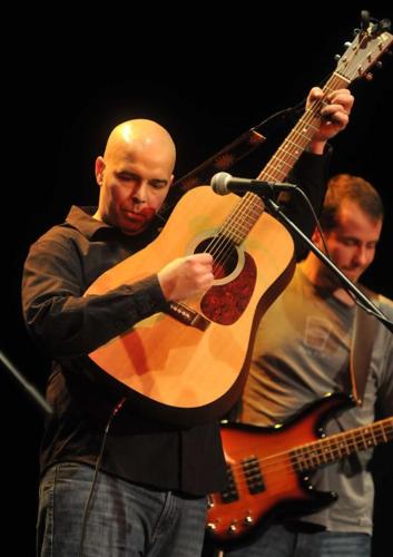 Local concert rocks and remembers the 80's | Arts | psucollegian.com