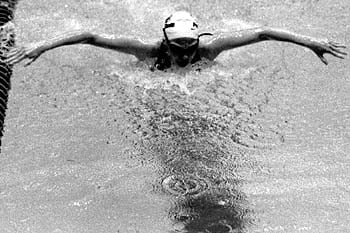 Sister Act: swimmer captain Anderson provides much-needed support for ...