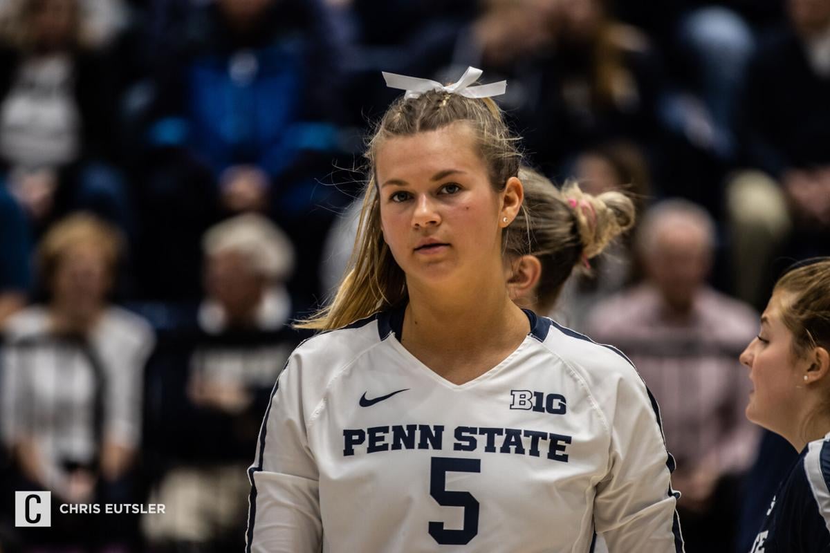 Former women's volleyball setter Mac Podraza signs with Grand Rapids ...