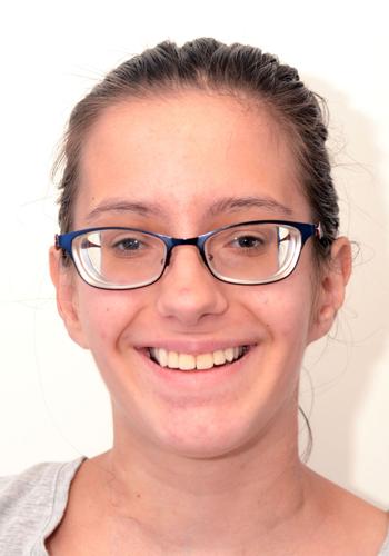 Ten pop-culture characters who are actually giant reading nerds ...