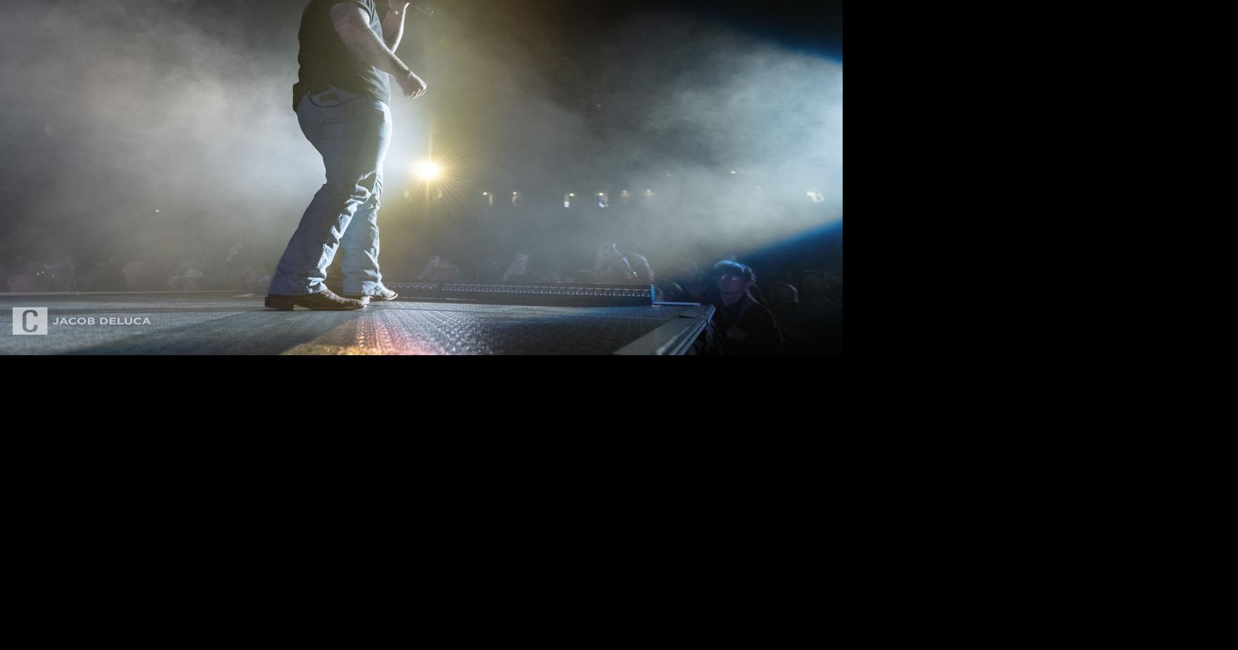 Parker McCollum Concert, Kameron Marlowe Singing to Crowd | | psucollegian.com