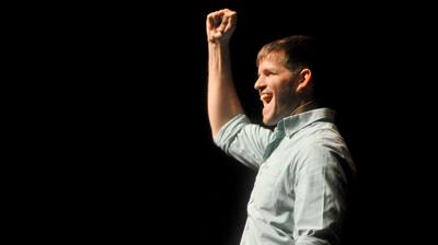 Humans of New York creator Brandon Stanton speaks about passion of ...