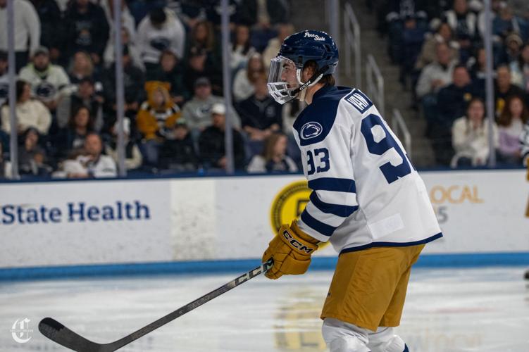 No. 5 Penn State men’s hockey splits home series with No. 2 Michigan ...