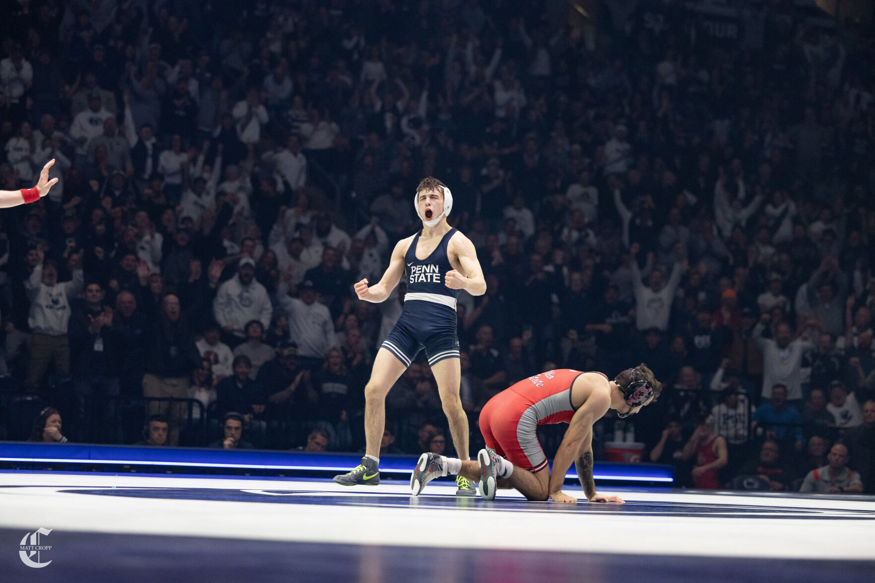 No. 1 Penn State wrestling wins Big Ten regular season title, snaps No ...