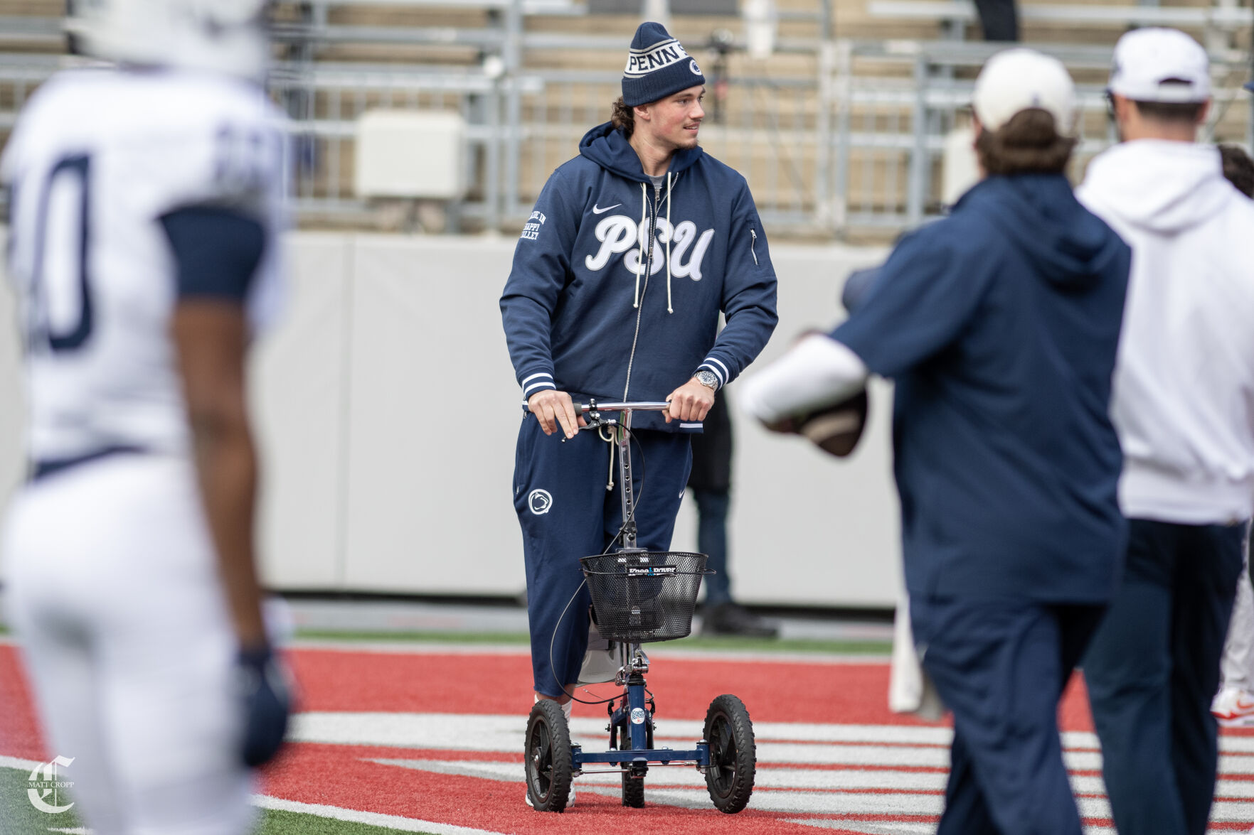 QB Drew Allar speaks with media for 1st time since injury | Penn State ...