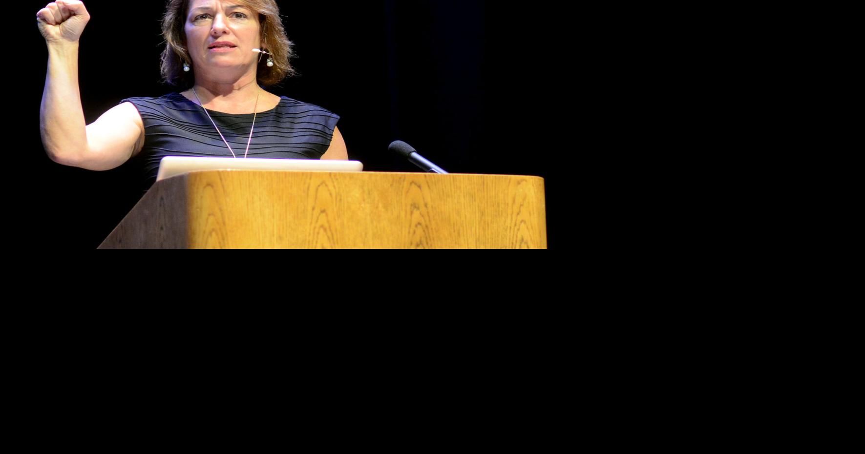 Carol Leonnig talks about her work as a reporter | | psucollegian.com