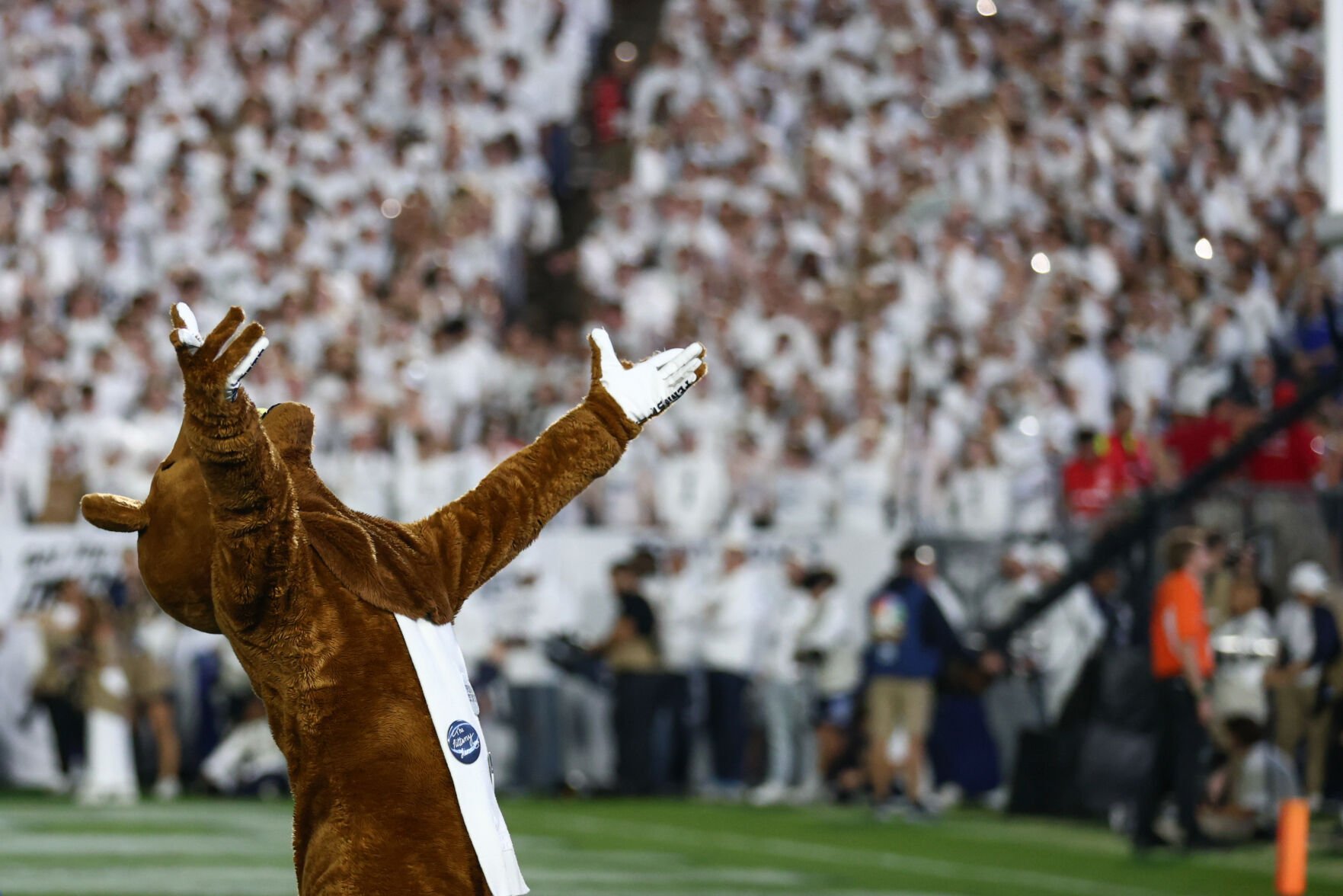 SEE IT: Penn State unveils throwback end zone design for Northwestern ...