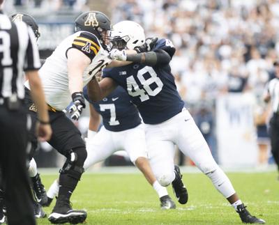 Suddenly the D-line’s veteran, Shareef Miller embraces leadership role ...