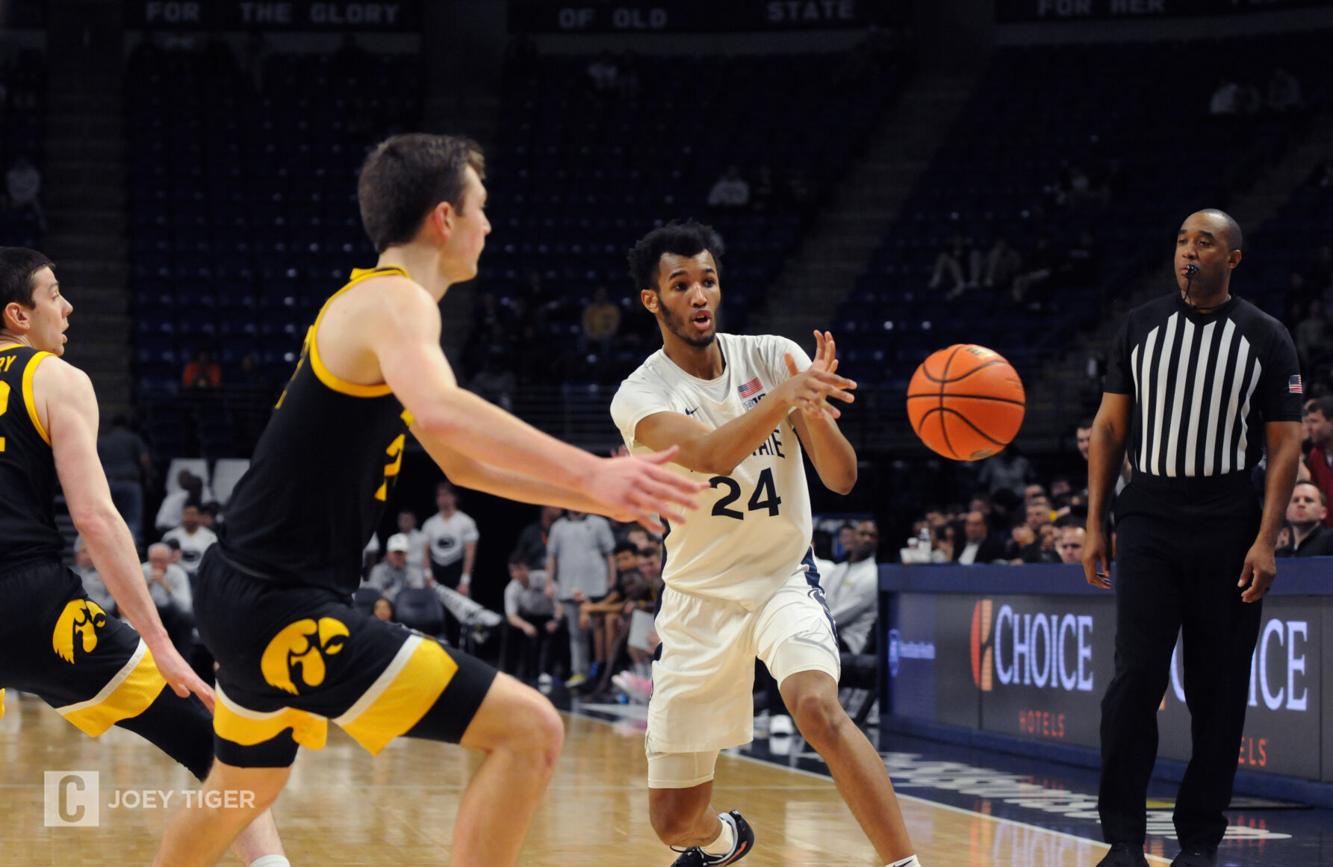 ‘High Knees Ref’ makes appearances officiating Penn State men’s ...