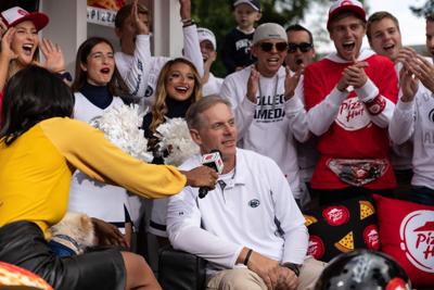 Former Penn State QB Kerry Collins named team's honorary Peach Bowl ...