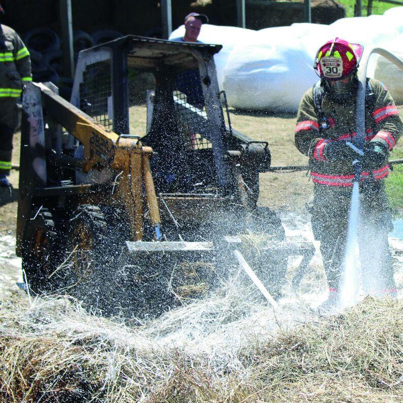 Driver escapes injury in skid steer fire | News | punxsutawneyspirit.com