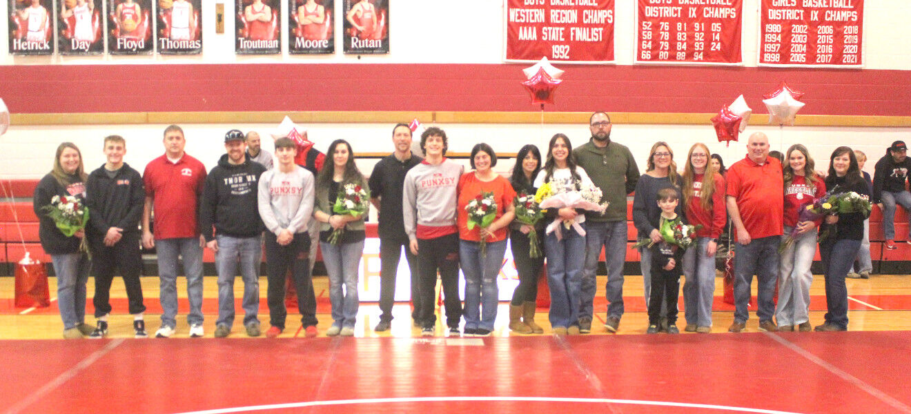 Chucks Wrestling recognizes senior athletes | Sports ...
