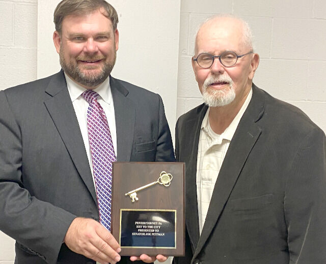 Mayor gives Pittman key to the city | News | punxsutawneyspirit.com