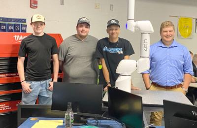 Jeff Tech JOC tours engineering tech department | News ...