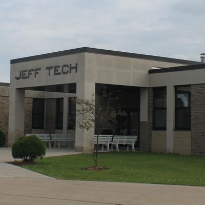 Jeff Tech JOC discusses implementation of AI into education | News ...