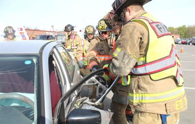 Annual mock crash staged at PAHS | News | punxsutawneyspirit.com