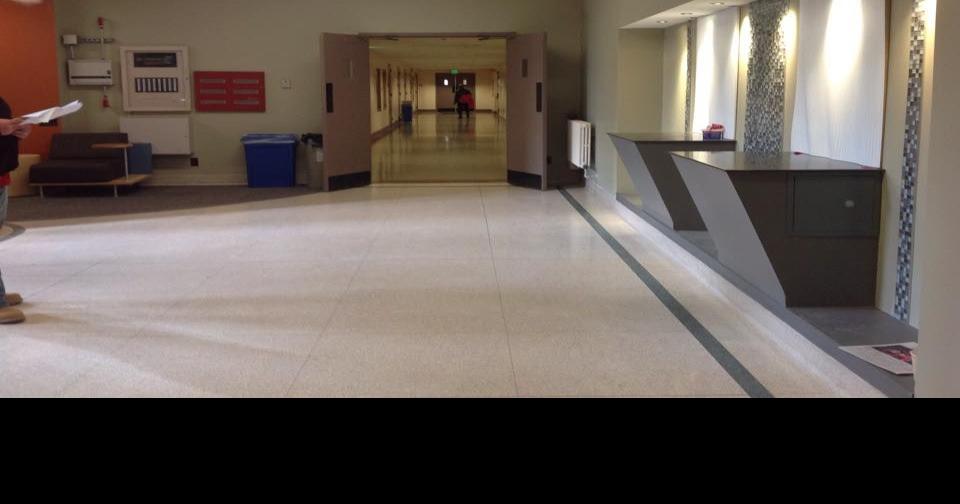 10/31/14 Wetherill, Statues Disappear | Campus | purdueexponent.org