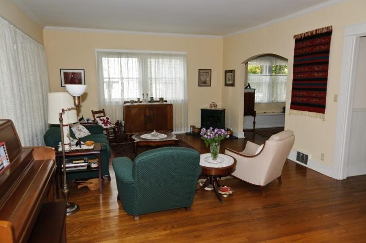 Professor makes 1920s bungalow a home | City | purdueexponent.org