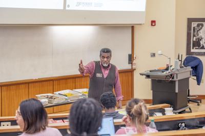 PGSG discusses transportation changes, sending graduate students to ...